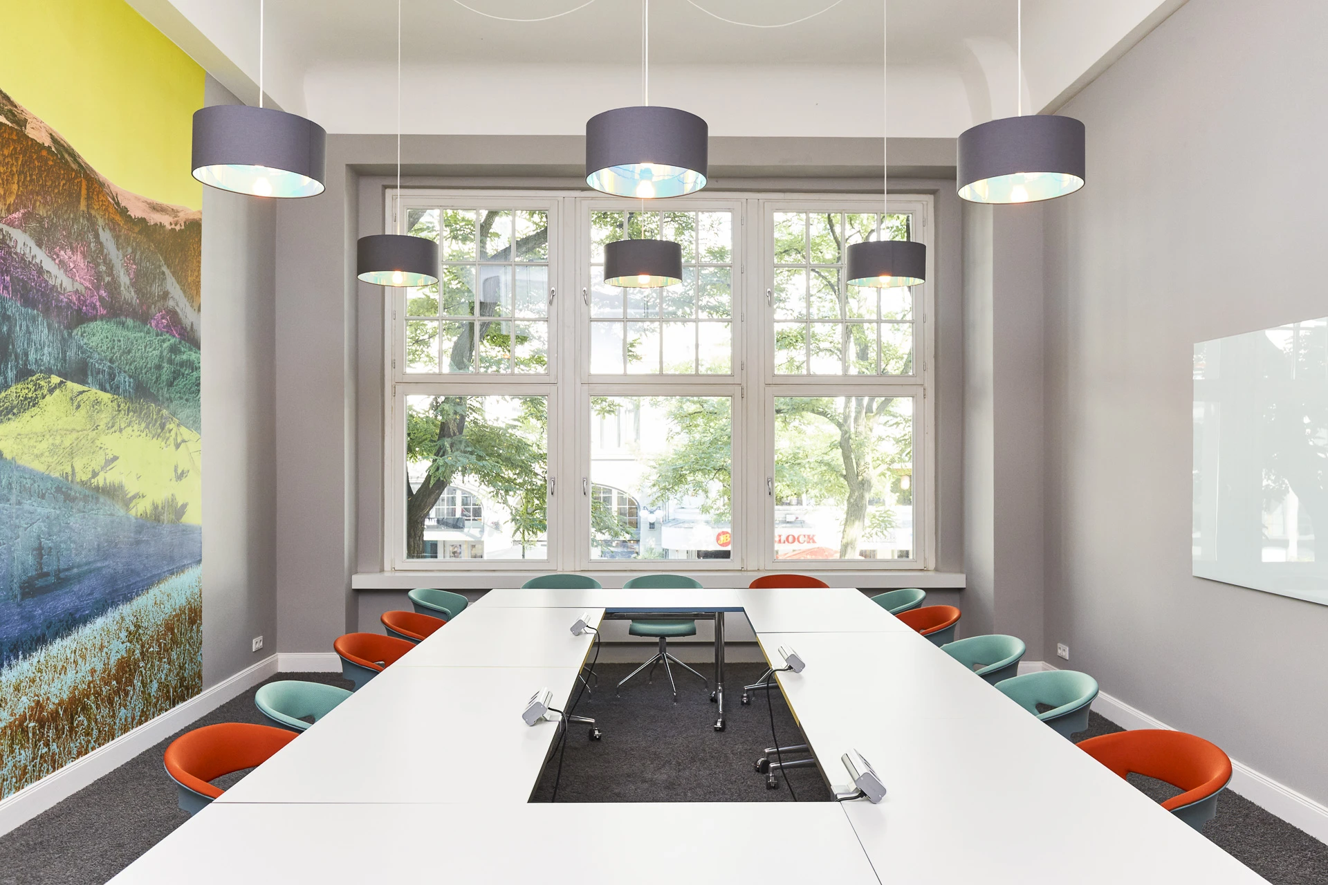 BEEHIVE Co-working spaces